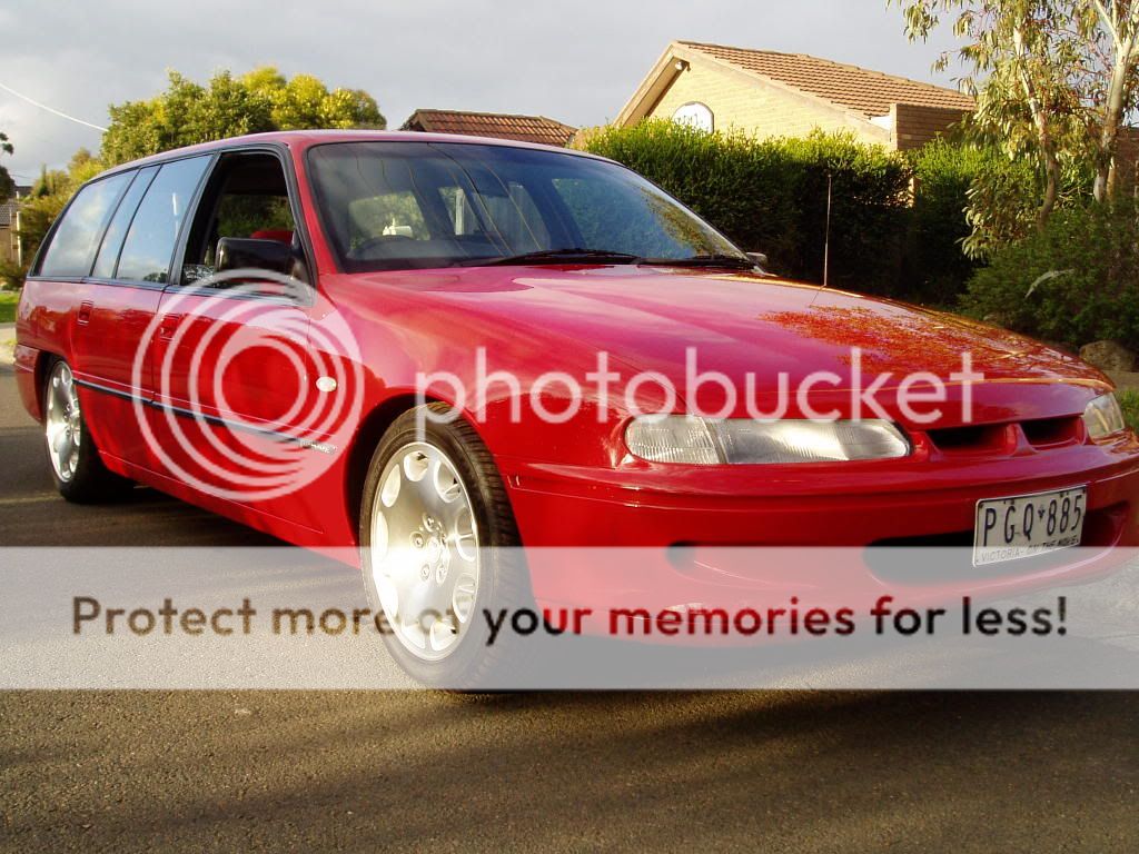 vr wagon v6 auto $3000 | Just Commodores